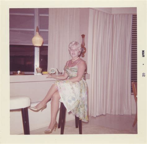 40 Candid Polaroid Snaps Of Women From The 1960s ~ Vintage Everyday