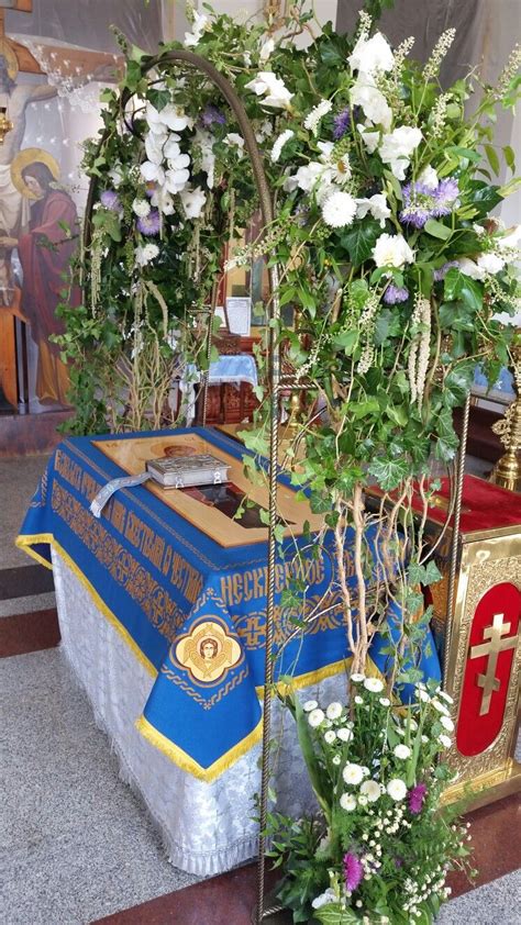 Пин от пользователя Mariya на доске храмовая флористика Алтарные украшения Украшения