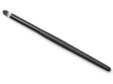 Beginners Guide To Perfecting Eye Makeup For Different Eye Shapes