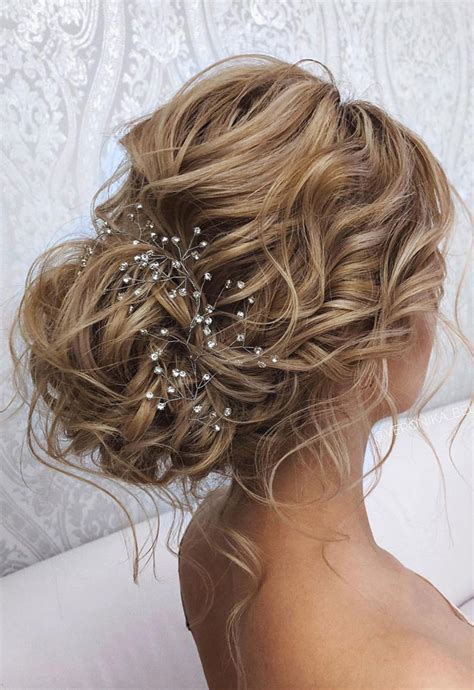 Messy Updo Hairstyles That Will Leave You Speechless Textured Updo Hairstyle With Pretty Hair