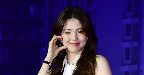 [단독] 한소희 실제 나이 1살 많은 1993년생 31살 …안타까운 가정사 있었다