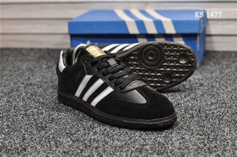 Кроссовки Adidas Samba — ціна 1400 грн у каталозі Кросівки Купити чоловічі речі за доступною