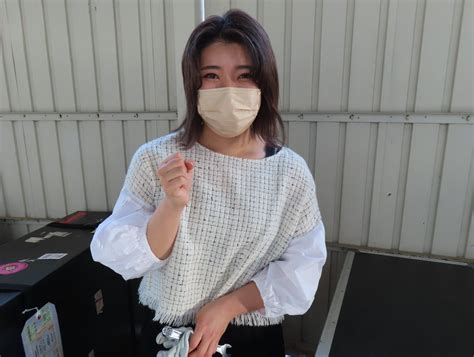 いちのめぐみ On Twitter Rt Yokkaichikeirin ウィンチケットミッドナイト競輪。ガールズ優勝は山原さくら選手