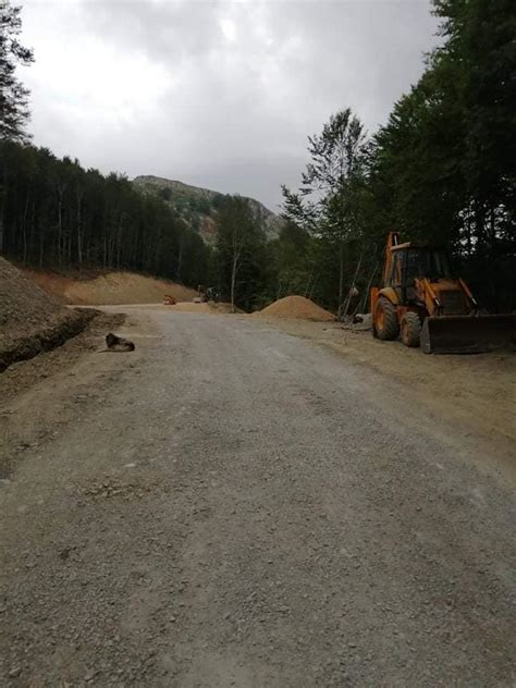 Pеконструкција и асфалтирање на патниот правец Маврово Галичник Галичник Официјална Веб Страна