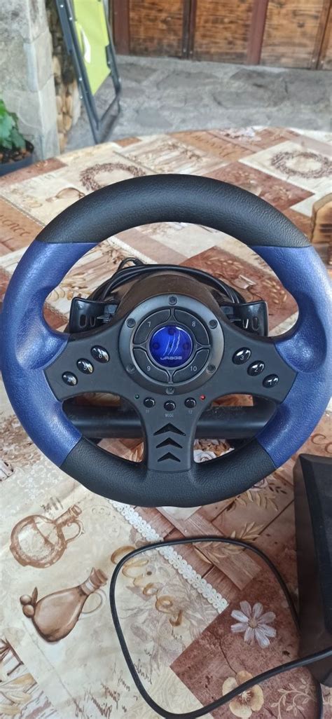 Волан за компютър гр Перник Васил Левски • Olx Bg