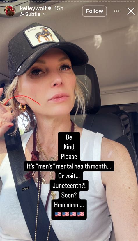 Scott Wolfs Estranged Wife Kelley Returns To Instagram Days After