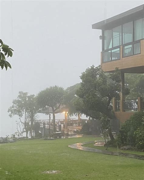 11 ที่พักเขายายเที่ยง 2024 โคราช ที่พักเปิดใหม่ วิวกังหันลม ราคาหลักร้อย