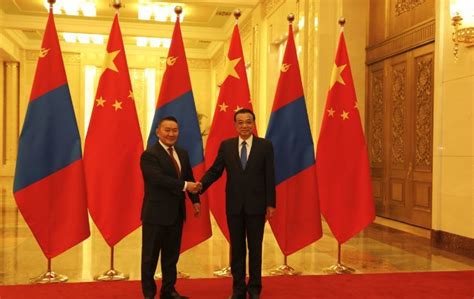 БНХАУ ын Төрийн зөвлөлийн Ерөнхий сайд Ли Көчян Ерөнхийлөгч Х Баттулгад бараалхав