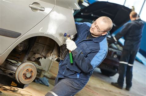 Профессия рихтовщик: обязанности, важные качества, где учиться – «Моё ...