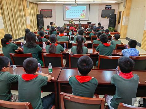 明故宫社区开展“聆听革命故事 传承红色基因 争当时代先锋”主题教育 玄武区