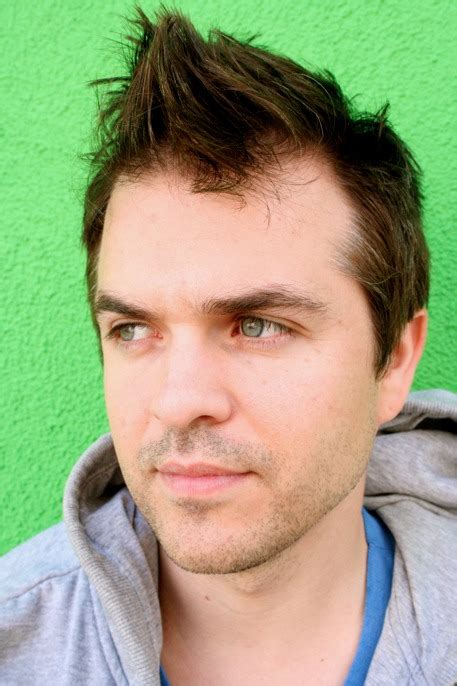 Eric Barry Author Of 30 Days Best Strategies For Living With Minimalist Budget In Simple Ways