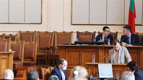 Заседанието на комисията по бюджет и финанси не се състоя Nova