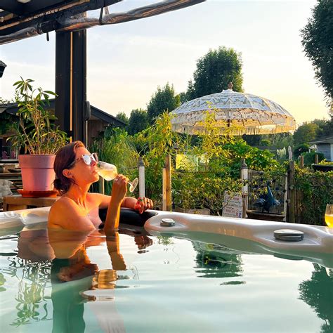 Camping Naturiste Le Camping Naturiste Le Couderc