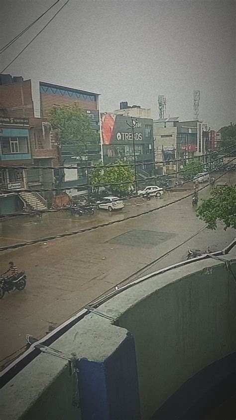 Ojaswa G Varshney Trending Reel Rainy Instagram