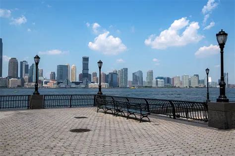 Parque Promenade Ap Lei Chau Waterfront Fotos Baixe Imagens Gratuitas Na Unsplash