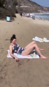INSTA VID K2S Whitney Cummings Swimsuit Change On The Beach 9 3 2022 Phun Org Forum