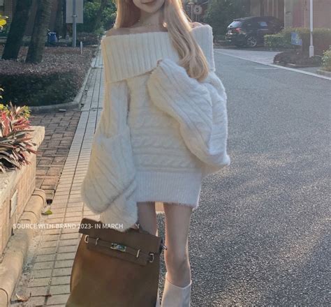 핏보장 강추 인기 장난아님 실물깡패헬렌 모헤어 오프숄더 니트 에이블리