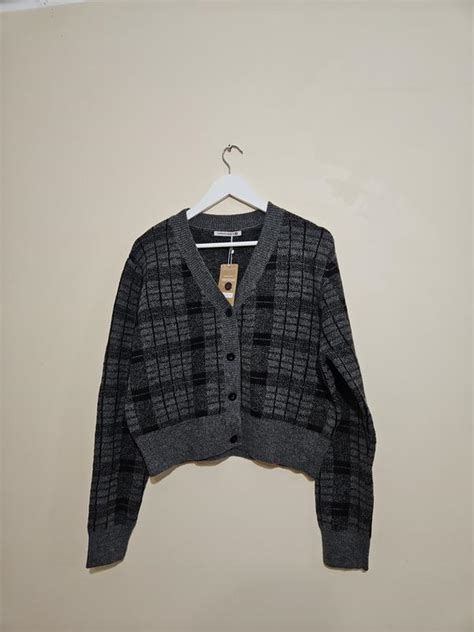 Кардіган на гудзіках оверсайз — ціна 360 грн у каталозі Кардигани Купити жіночі речі за