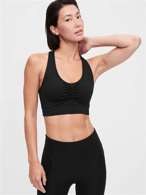 Best New Workout Clothes From Gap 2021 Guide Popsugar Fitness