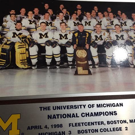 University Of Michigan Nike Xl Jacket From 1998 National Championship