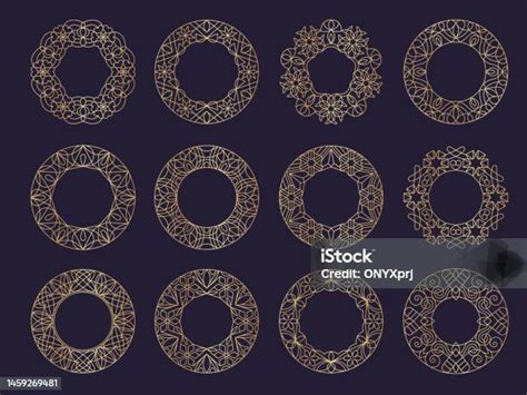 장식 원형 프레임입니다 화려한 템플릿이 있는 왕실 디자인 빈 형태 원형 왕실 빈티지의 최근 벡터 삽화 프레임 디자인 빈 장식 금메달에 대한 스톡 벡터 아트 및 기타 이미지