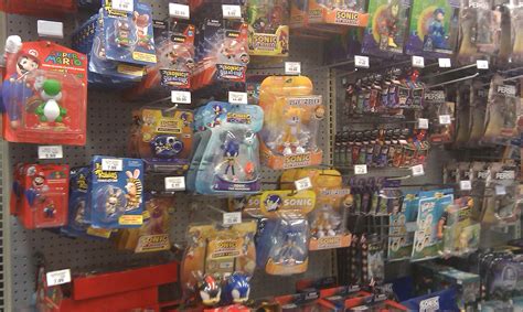 Toys R Us Sonic Figures
