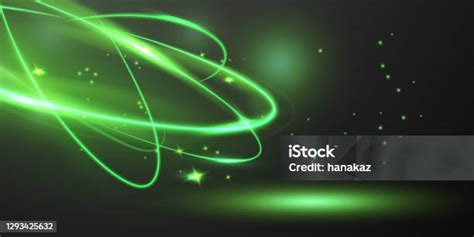 녹색 마법 화재 반짝반짝 반짝반짝 녹색 색종이 반짝반짝 떨어지는 별빛 효과 투명 한 검은 색 배경에 격리 된 빛나는 입자 벡터 일러스트레이션 0명에 대한 스톡 벡터 아트 및