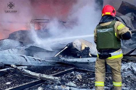 У Дніпрі під час повітряної тривоги пролунали вибухи у напрямку міста летіла ракета Х 59