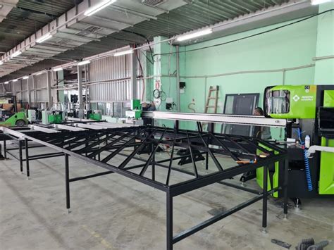 ДОСТАВКА МОНТАЖ И ПУСКАНЕ В ЕКСПЛОАТАЦИЯ НА АВТОМАТИЧНА ПРОИЗВОДСТВЕНА ЛИНИЯ ЗА ПВЦ ДОГРАМА