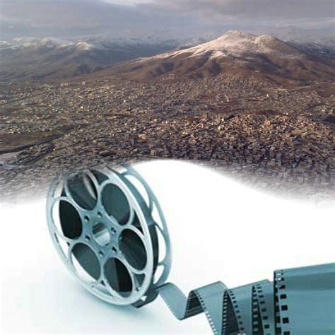 Avant Garde آوانگارد نمایشگاه گزیده آثار تجسمی هنرجویان پرویز تناولی در این نمایشگاه آثار حجمی