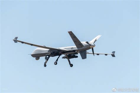 美军mq 9b“收割者”无人机，挂载了8枚agm 114“地狱火”