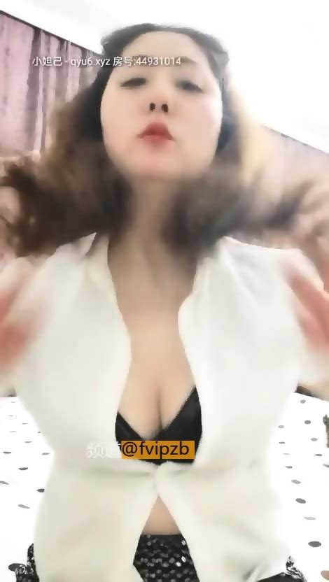 职业装微胖熟女下海直播还房贷奶子真大 Eporner