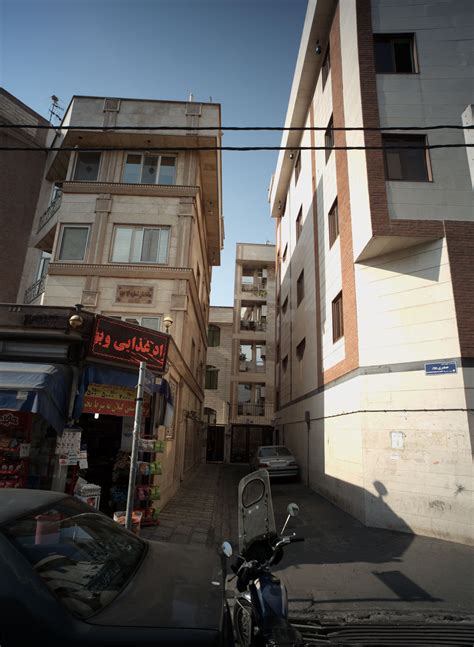 ساختمان شماره16 ایلیا محله کارون جنوبی تهران؛ آدرس، تلفن، ساعت کاری نقشه و مسیریاب بلد