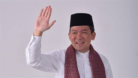 Dokter Rayendra Berbagi Tips Rawat Kesehatan Kulit Selama Ramadan Merahputih