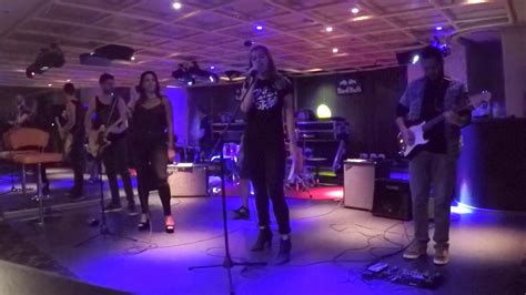 Sex On Fire Live Show Symphony Of The Seas Youtube