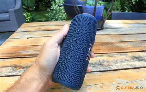 JBL Flip 6 Review A Bluetooth Speaker For Everyday Use