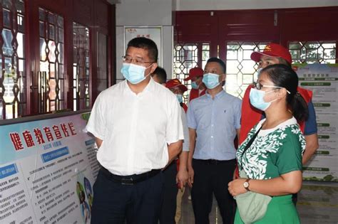 衡阳市人民政府门户网站 全天候在岗，标准化服务——周志敏督查市水利局志愿服务活动