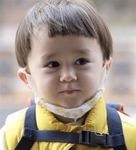 벤틀리 얼굴확대 인스티즈instiz 연예 카테고리