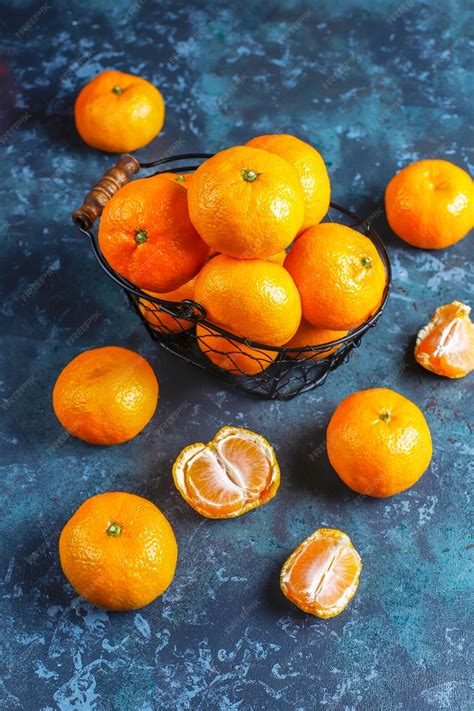 Free Photo Fresh Juicy Clementine Mandarins