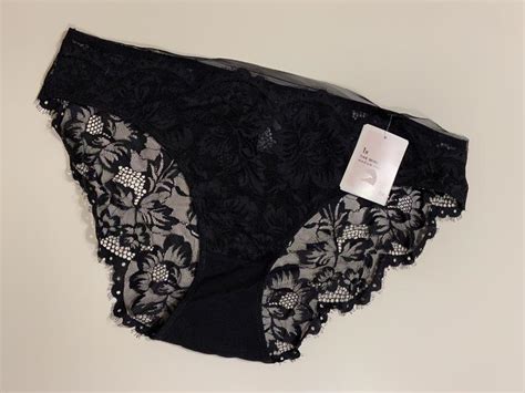 Кружевные трусики — цена 85 грн в каталоге Трусики Купить женские вещи по доступной цене на Шафе