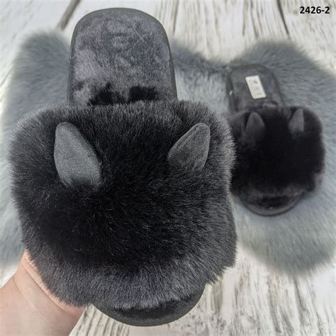 Тапочки жіночі хутряні штучний песець з вушками чорні 2426 2 продаж ціна у Кременчуку Жіночі