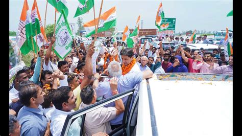 In Yamunanagar Deepender Woos Farmers With Old Mandi System Hindustan Times