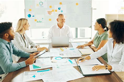 10 Ways To Use Data Analytics To Improve Customer Experience