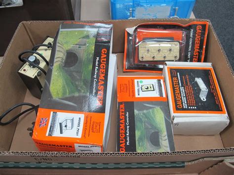 Lot 183 Five Gaugemaster Model Railway Controller Lot 183 Five Gaugemaster Model Railway Controller