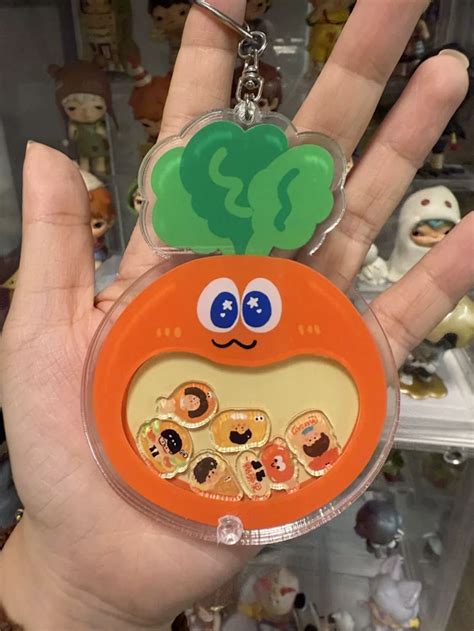 小红书同款五月天可爱胡萝卜亚克力摇摇乐解压钥匙扣生日挂件礼物 淘宝网 花瓣网