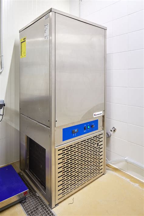 Гипермаркет Ашан ТРЦ Rive Gauche г Киев ул Здолбуновская 15 Оборудование для пекарен