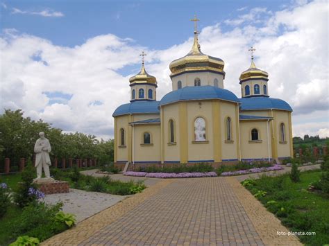 Українська Православна Церква Успіння Пресвятої Богородиці Млиев Фотопланета