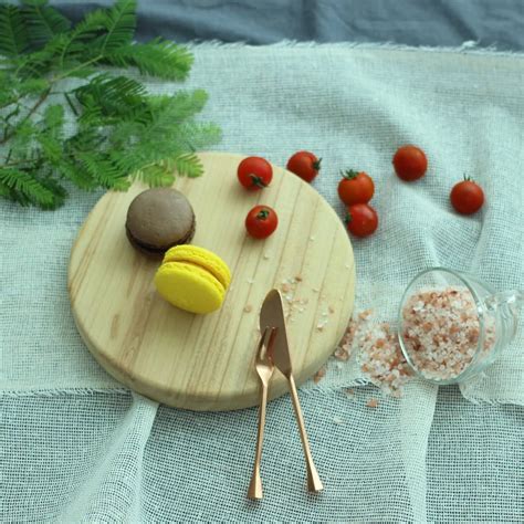 1월 1일 군산에 바이크 여행 오신 남성 손님 세 분이 예약 후 방문하셨는데 다음 날 객실 청소를 하러 들어갔다가 순간 멈칫했어요 분명 퇴실하셨는데 어디선가 무슨