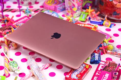 Розовые обои на ноутбук фото и картинки 67 штук