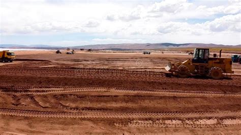 Compaction Process Of Platforms With A Crowbar Type Roller For The